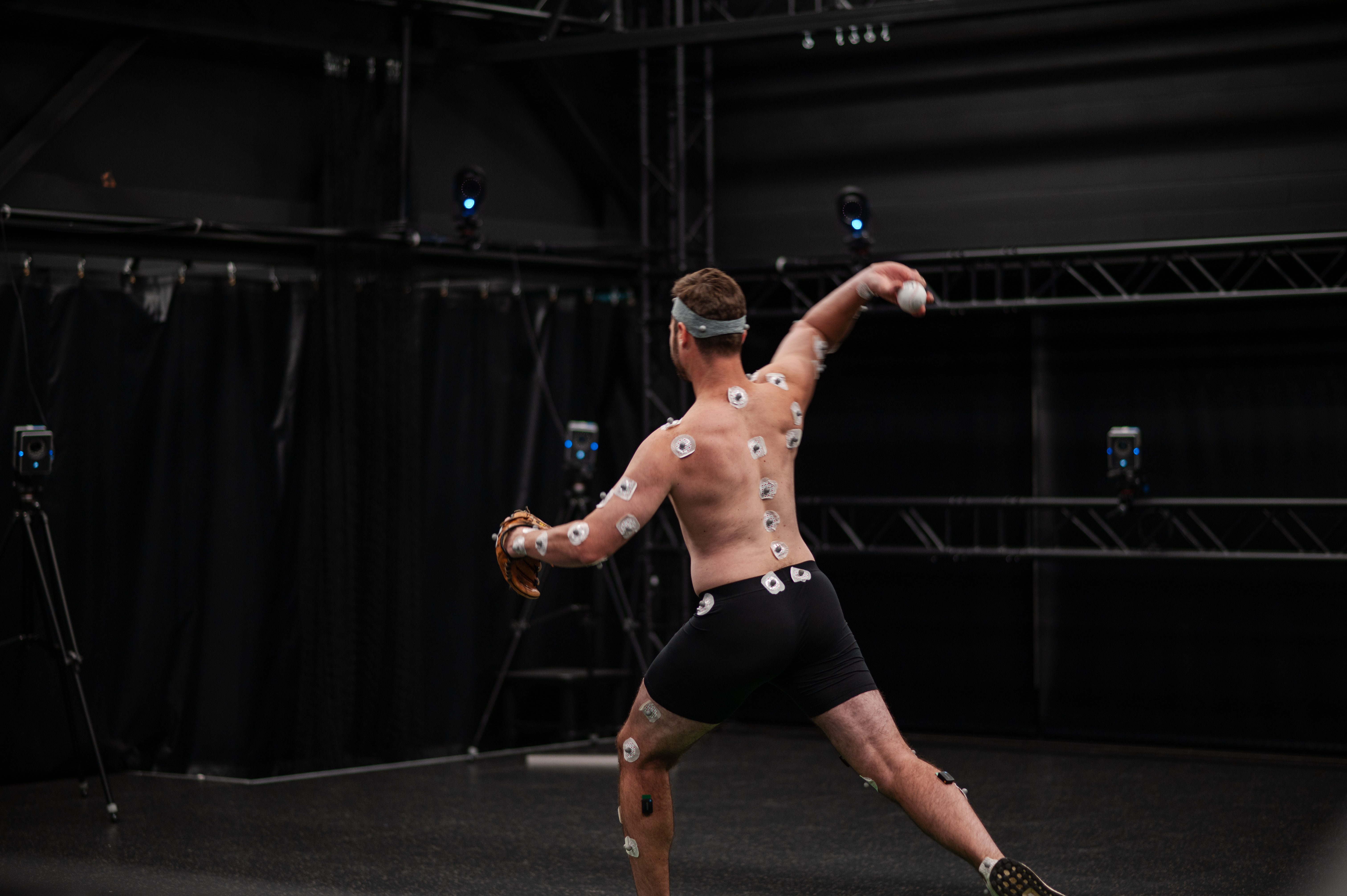 ADVANCING SPORTS SCIENCE AND CLINICAL BIOMECHANICS WITH VICON